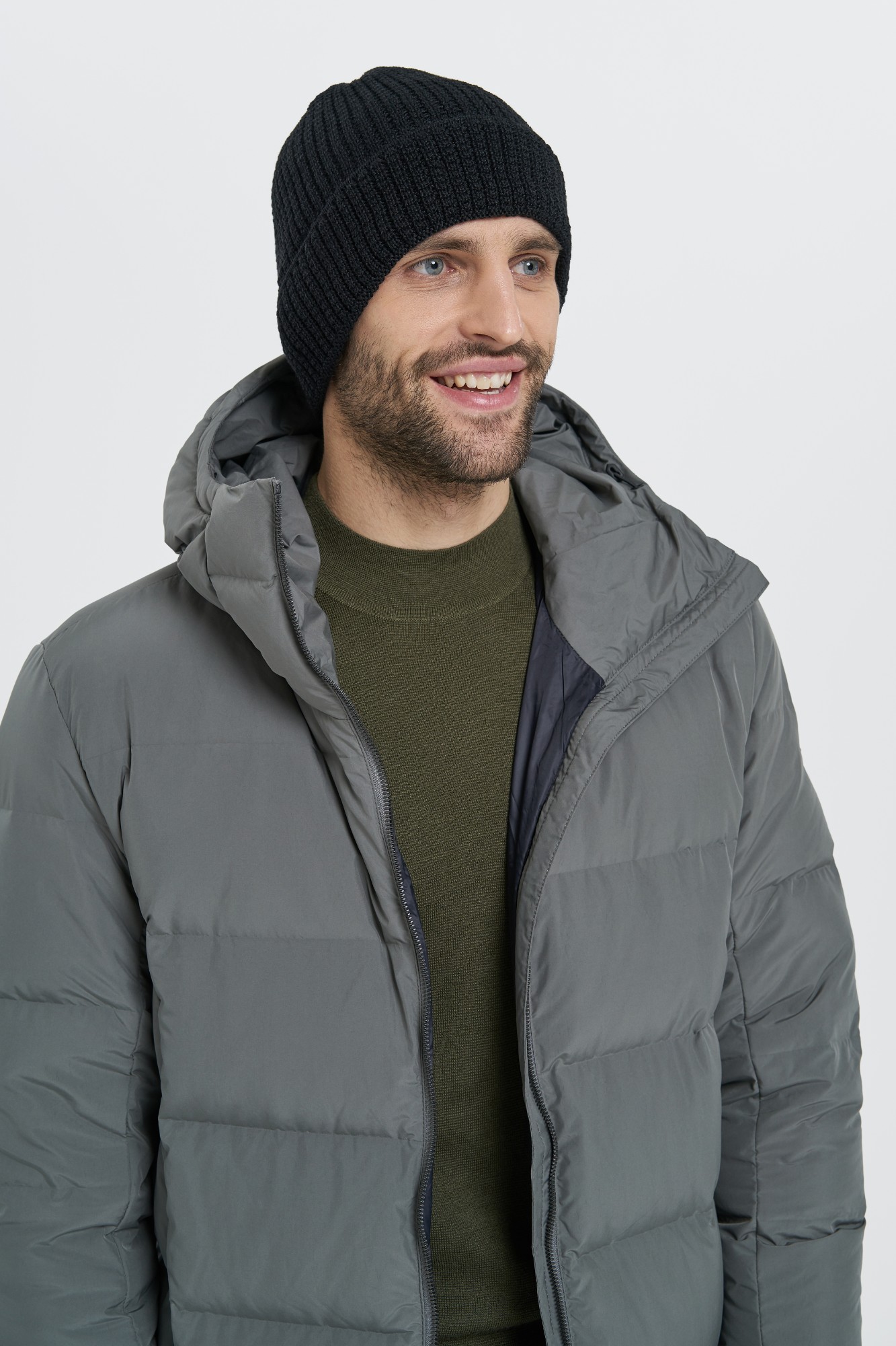 Knitted merino wool cap | Audimas