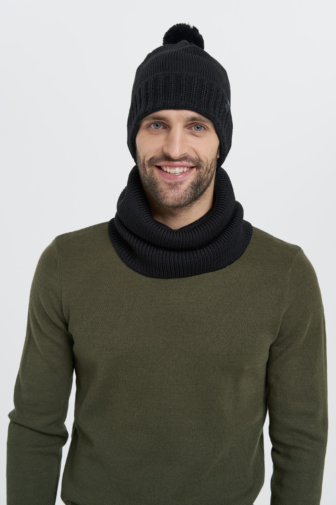 Knitted merino wool cap | Audimas