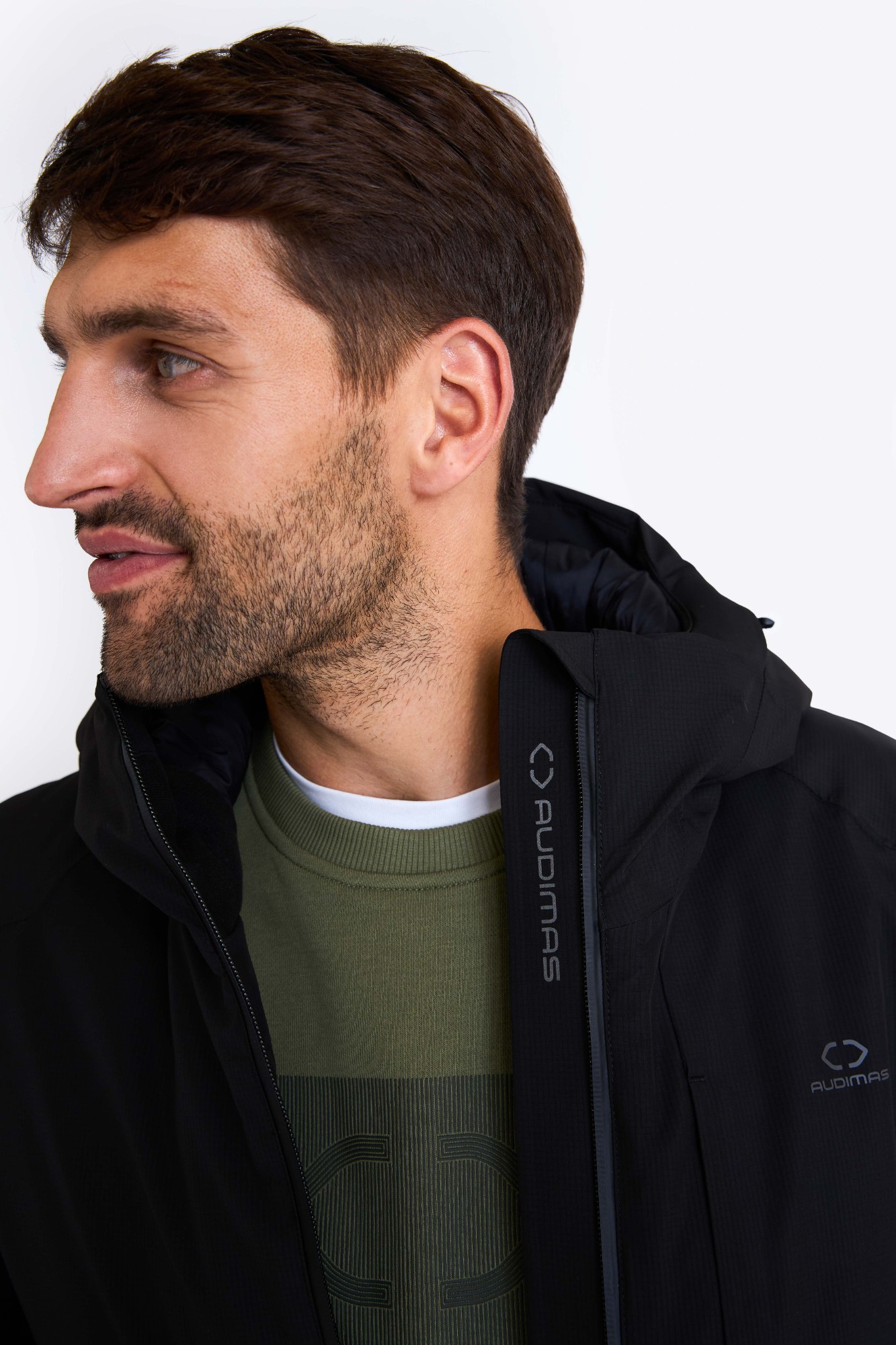 Elongated jacket with membrane and synthetic insulation | Audimas