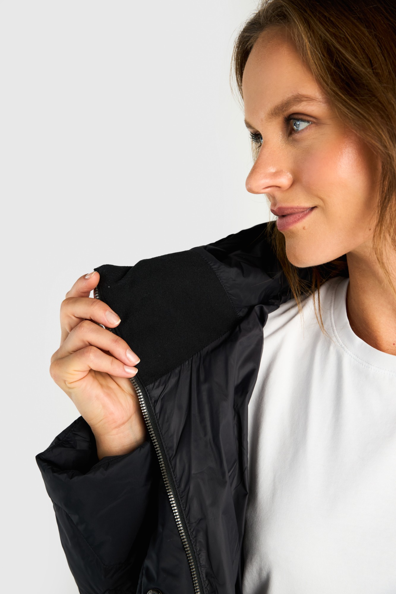 Down coat with cocooning hood | Audimas