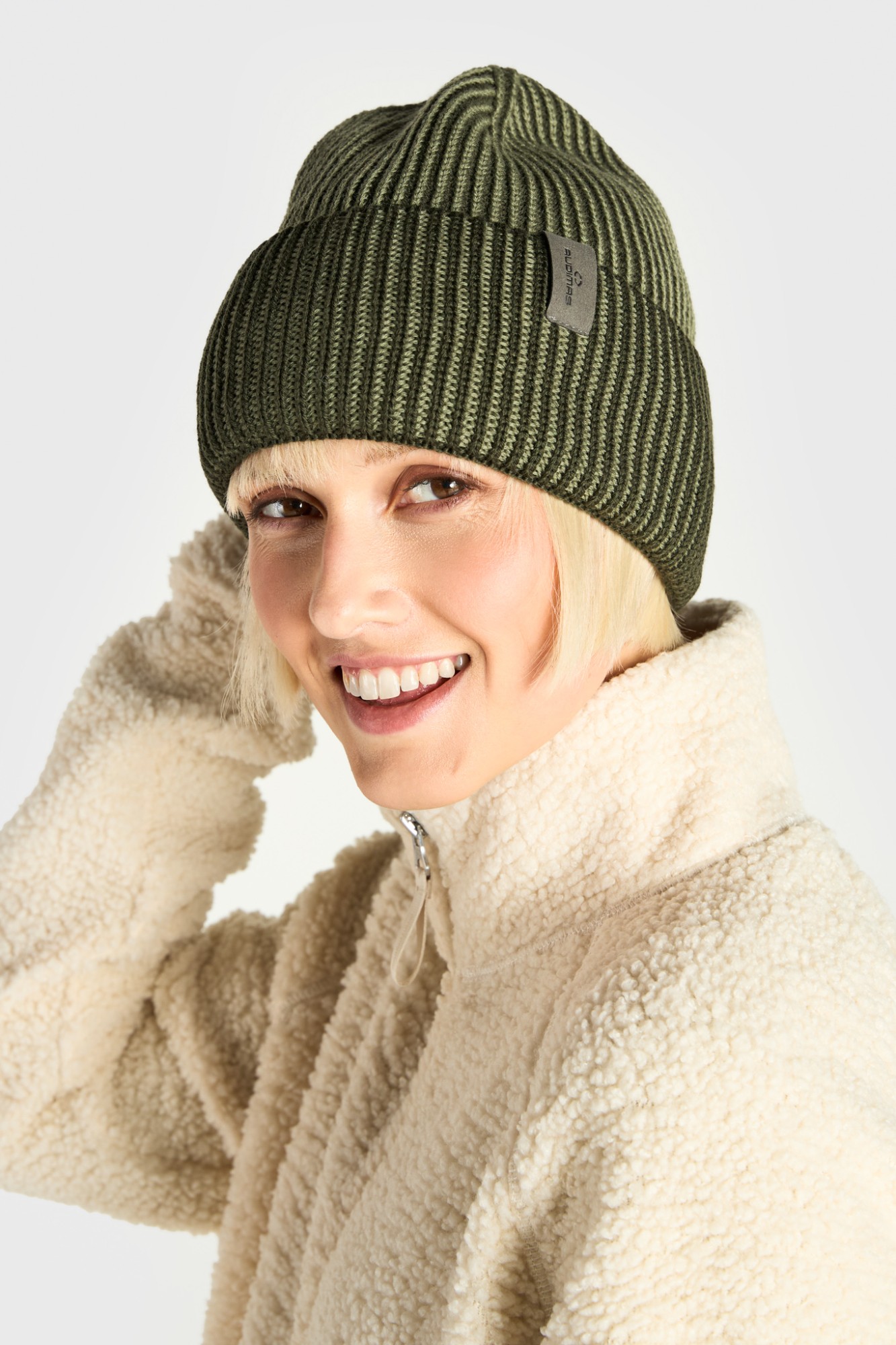 Knitted merino wool hat | Audimas