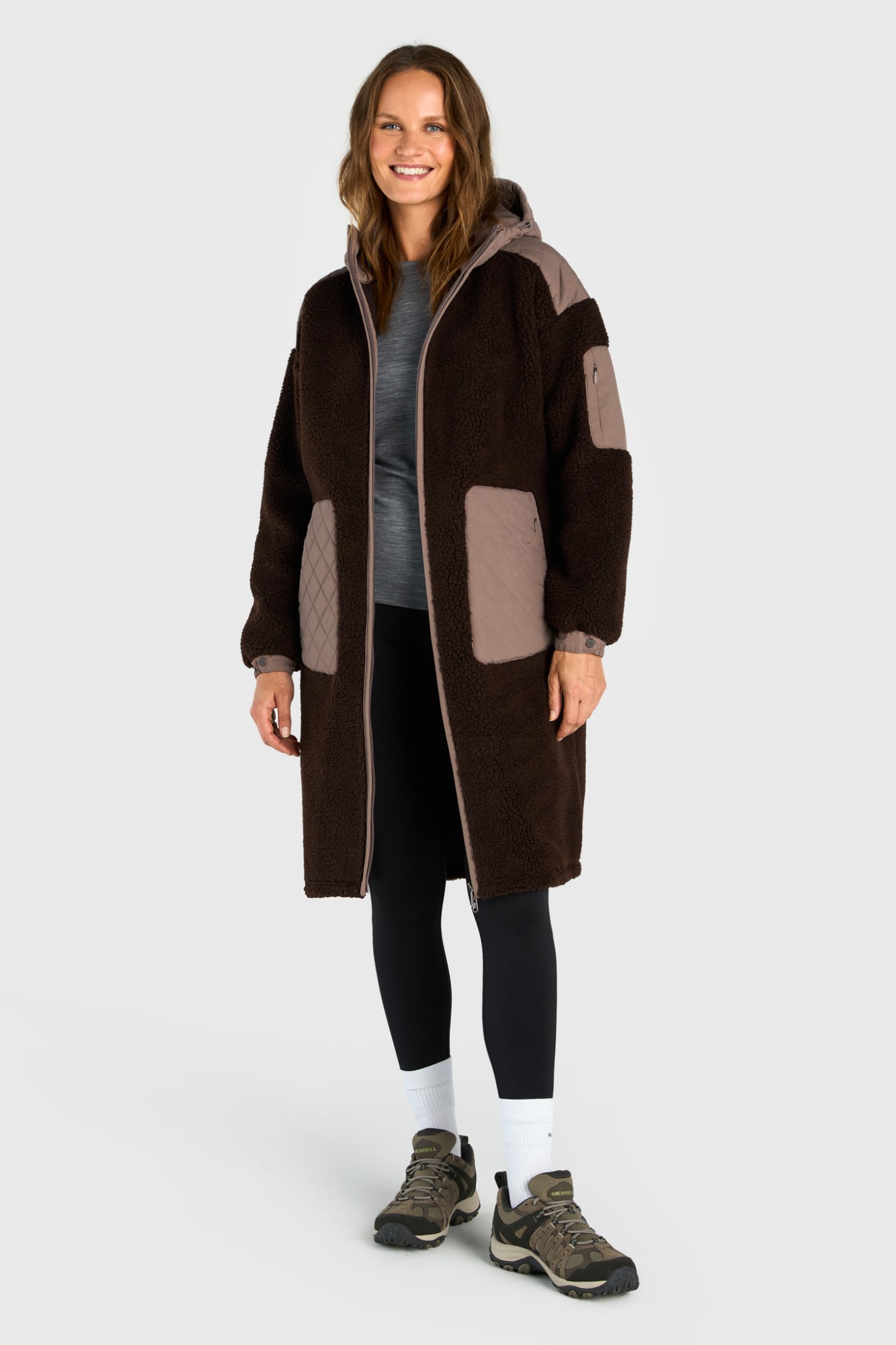Long sherpa fleece jacket with hood | Audimas
